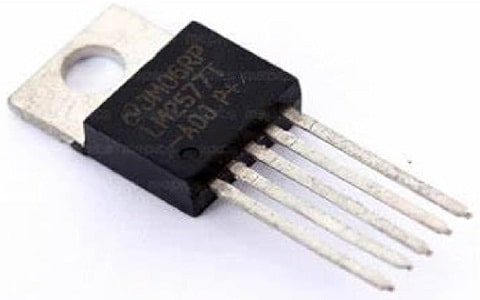LM2577 IC : PinOut, Datasheet & Its Working