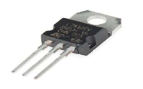 LM7812 Voltage Regulator : Pinout, Datasheet & Its Working